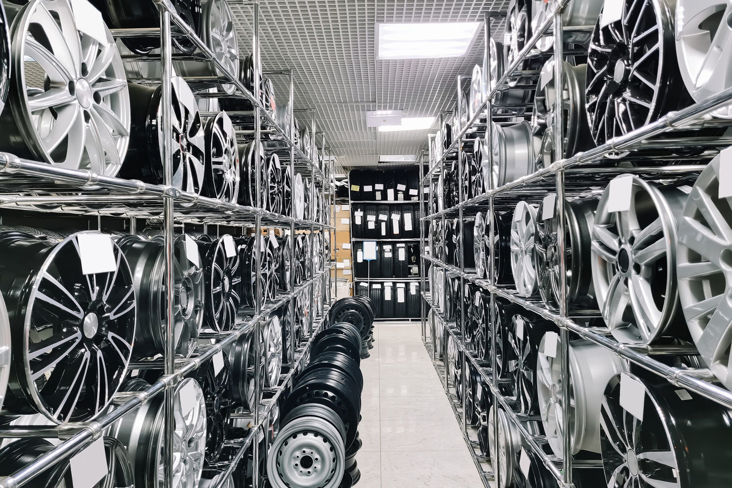 Pallet Racking for Automotive Storage Solutions